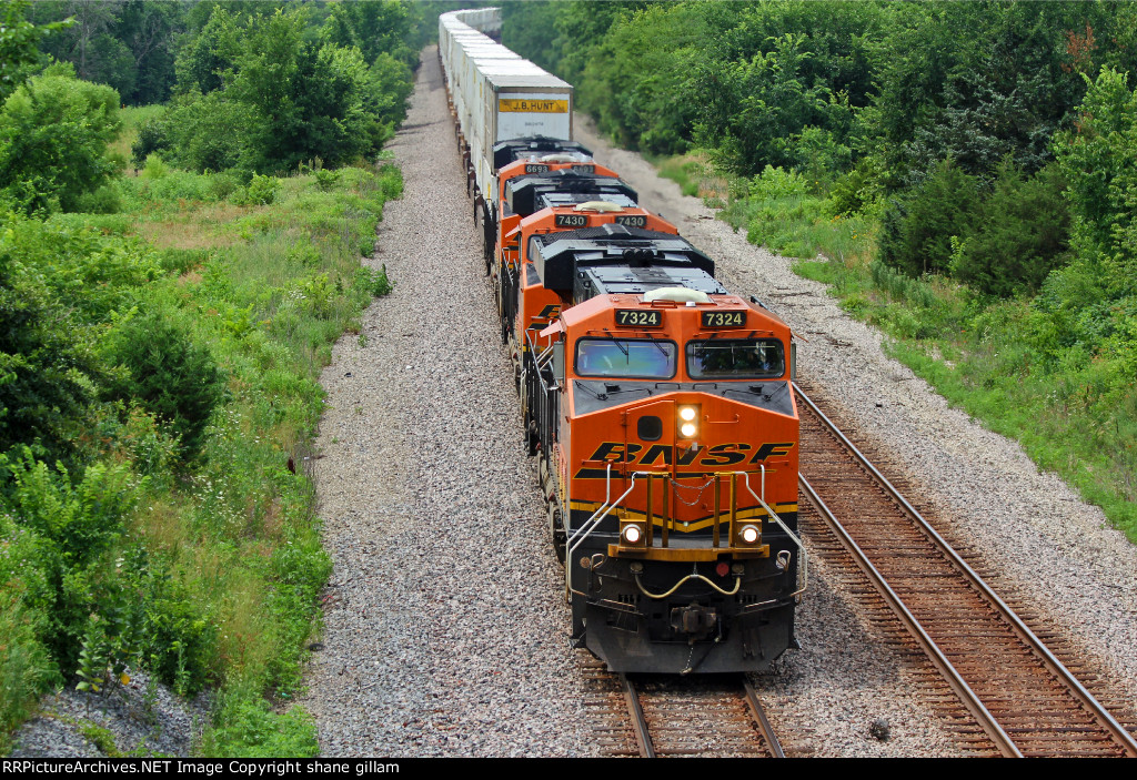 BNSF 7324